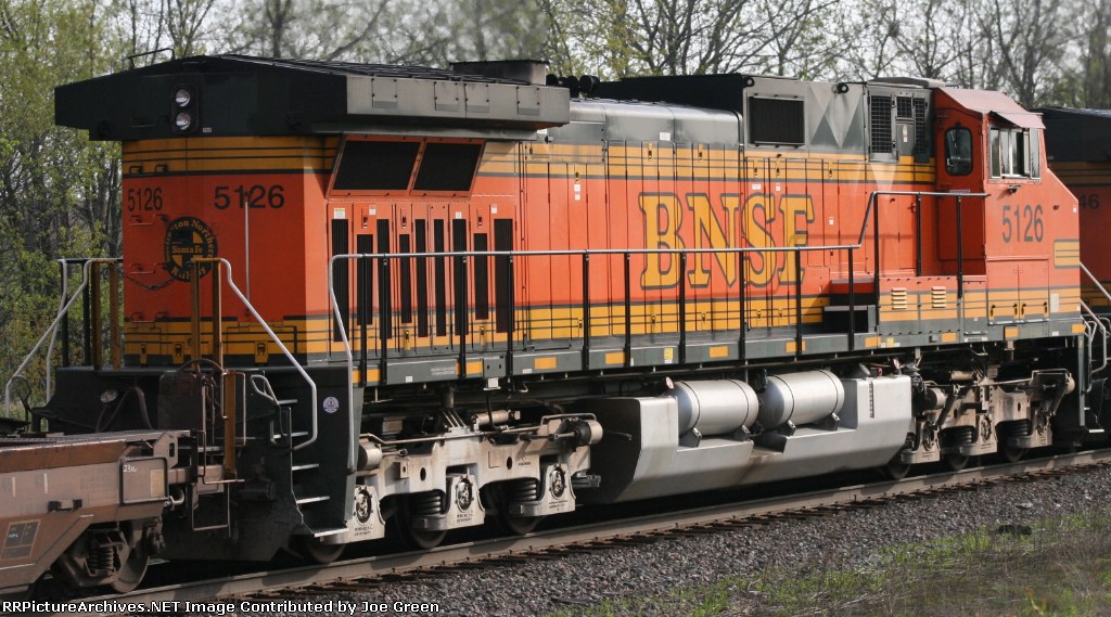 BNSF 5126